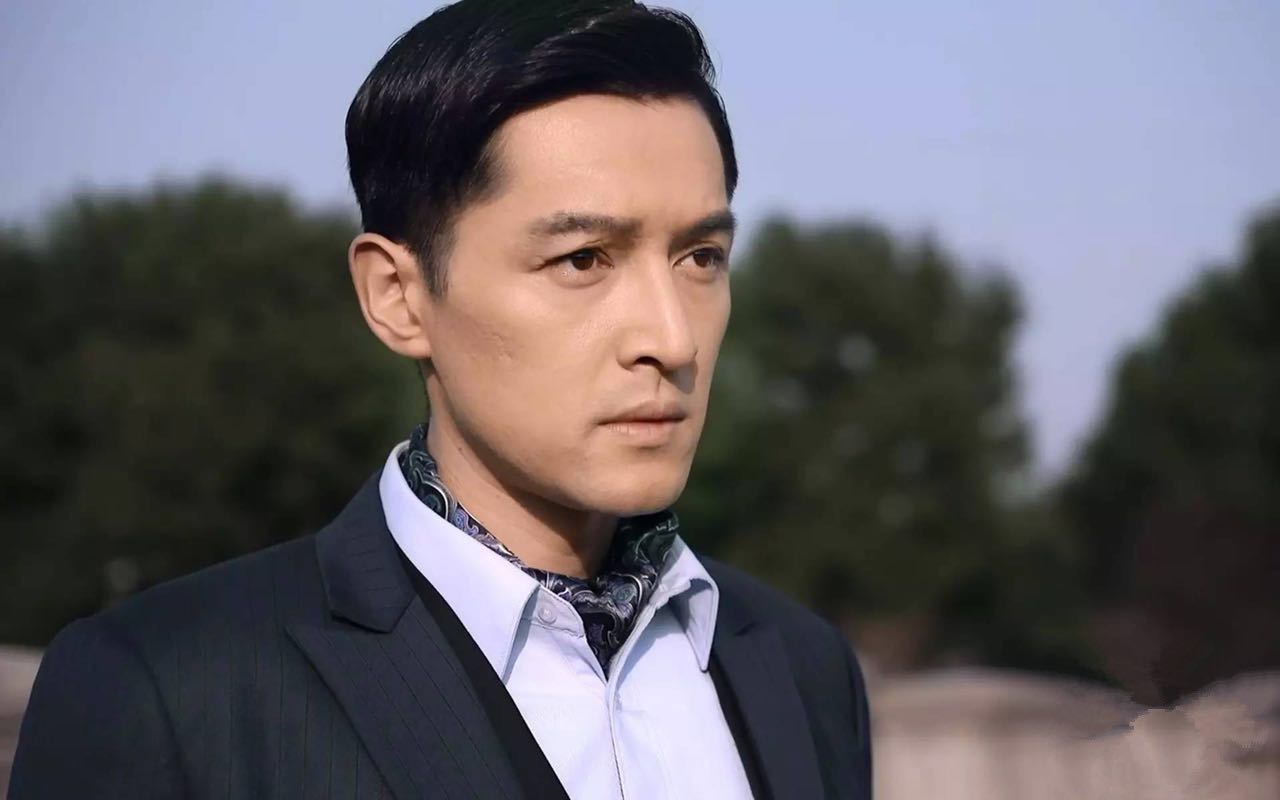 Entertainment Comments: Li Xian, Yuan Bingyan, Hu Ge, Yang Rong, Song ...