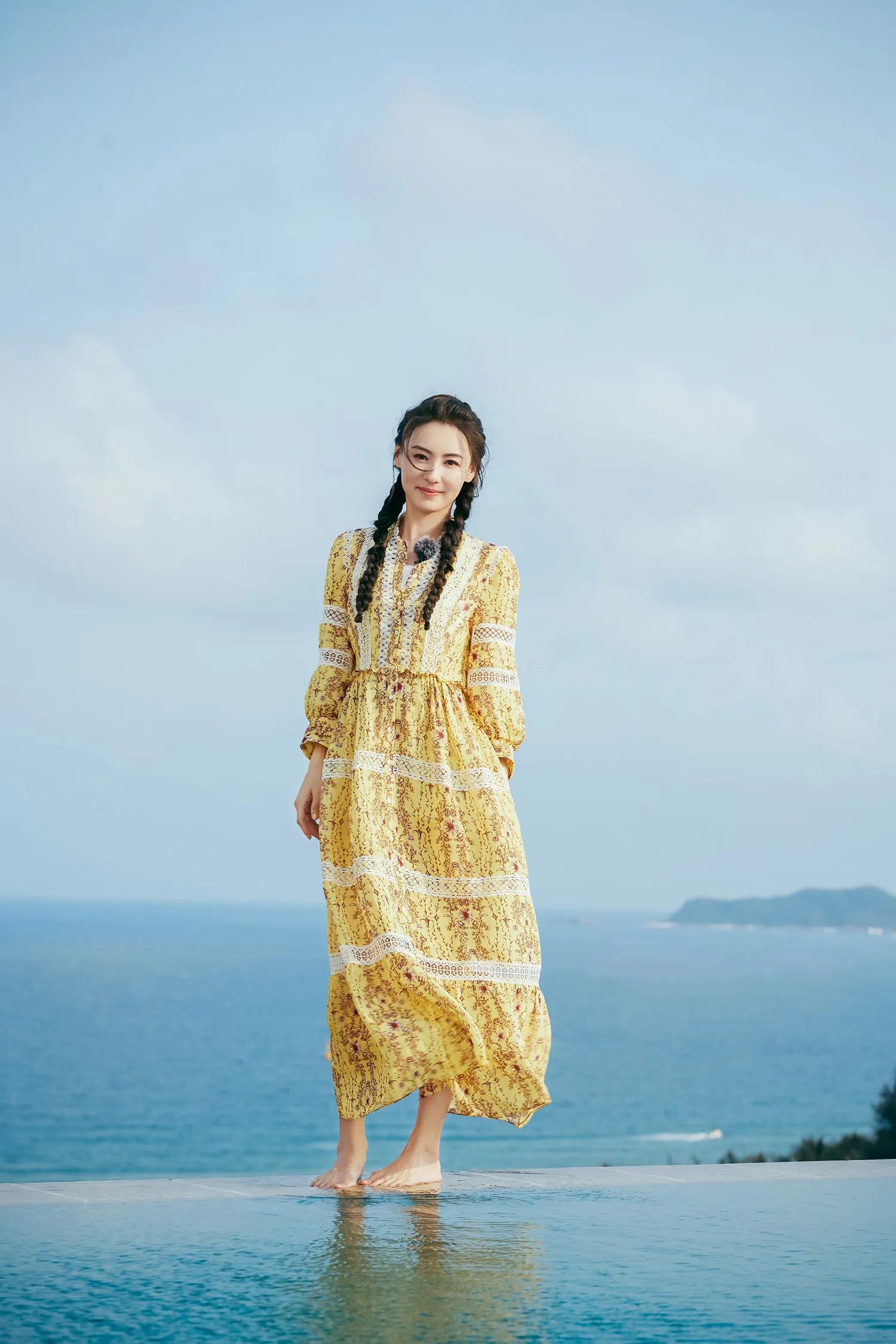 Celebrity beauties: Song Yanfei, Chai Wei, Cecilia Cheung - iNEWS