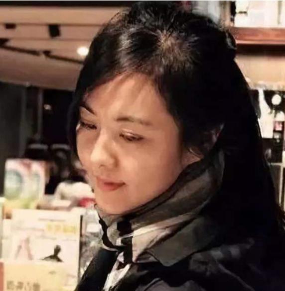 Li Jian's wife Meng Xiaobei: I met Li Jian at the age of 5, married for ...