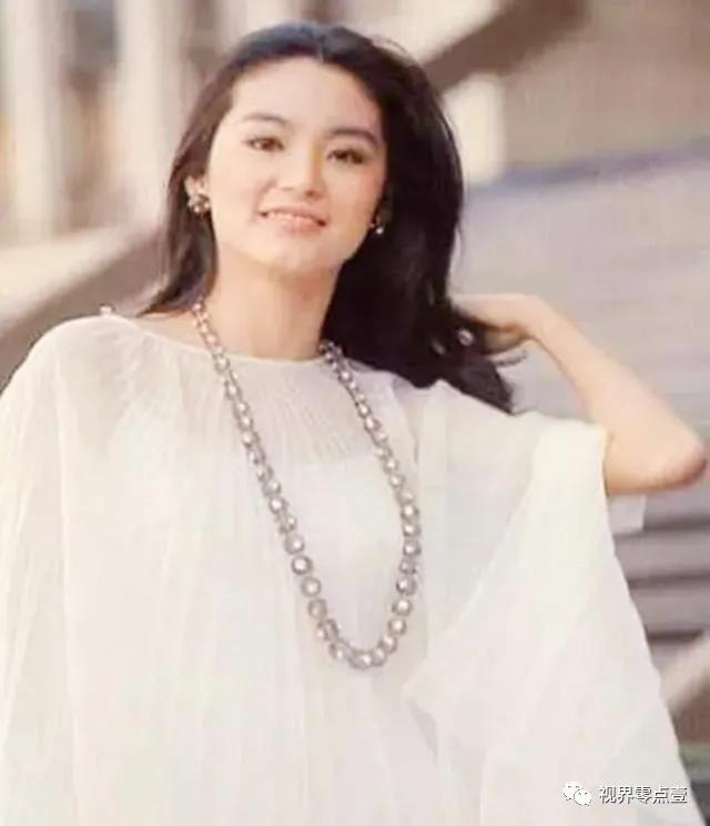 In 90 years, Brigitte Lin came to the mainland to film and meet her ...