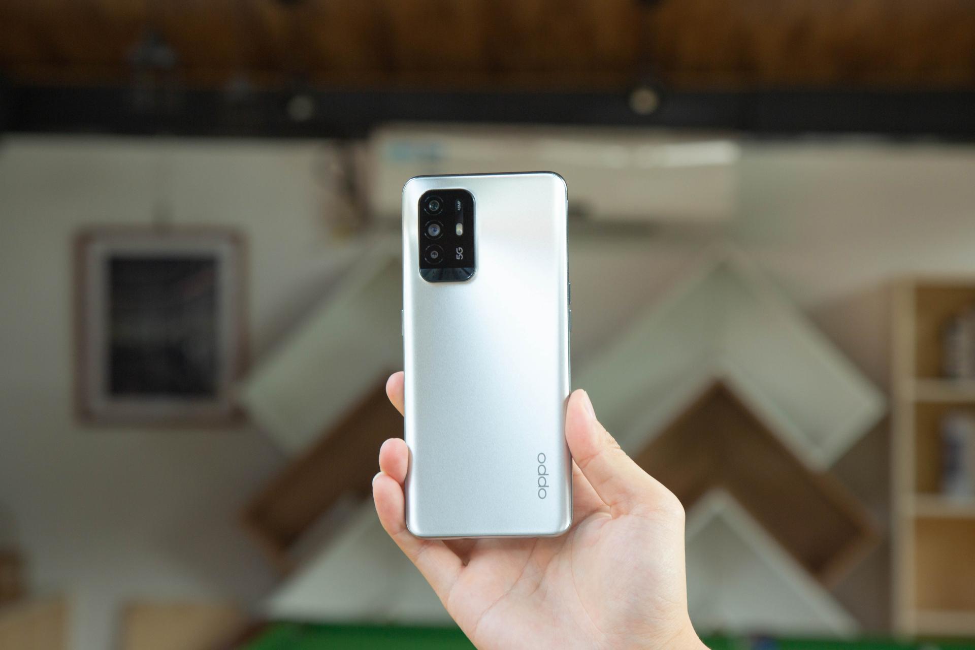 2021年中總結，進步最大的手機品牌，我投給這三家 - 資訊咖