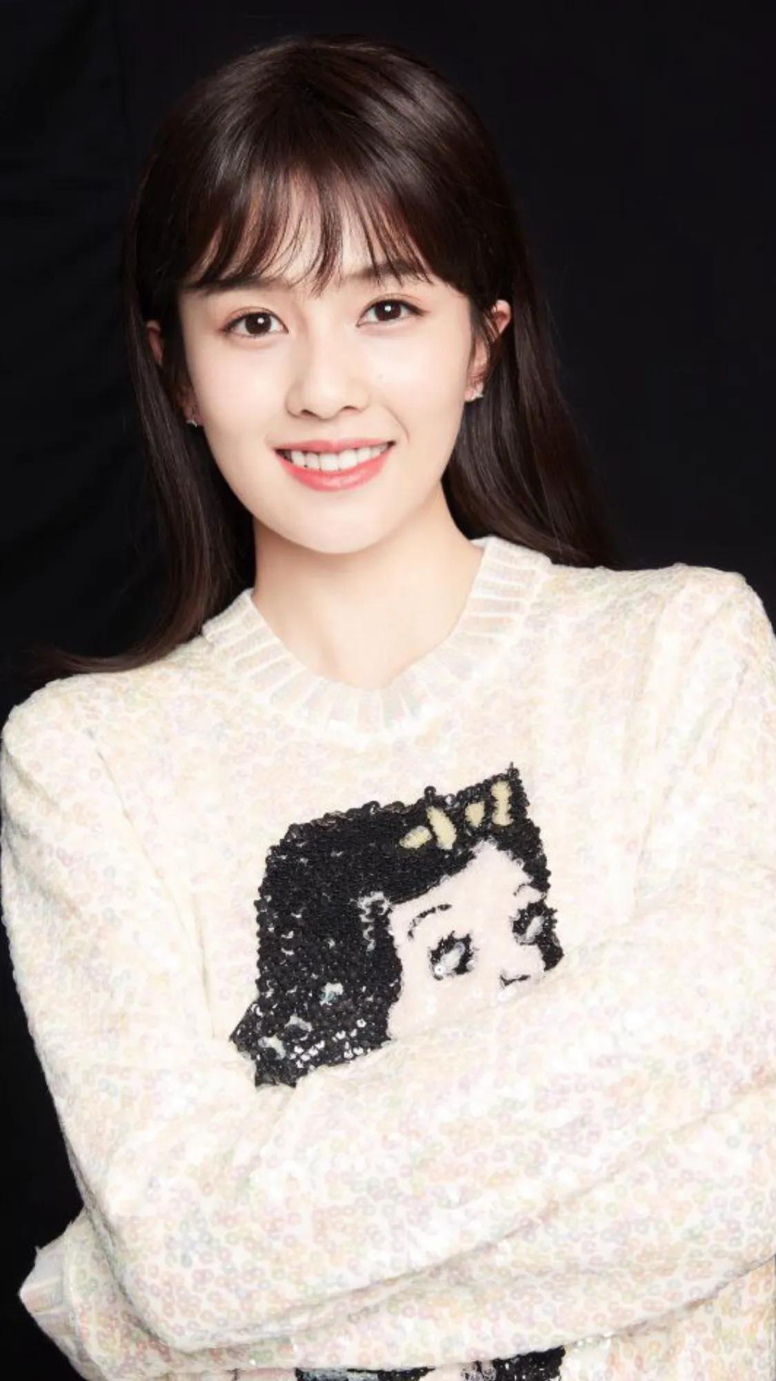 From model to actor, Bai Lu grows up in transformation and moves ...