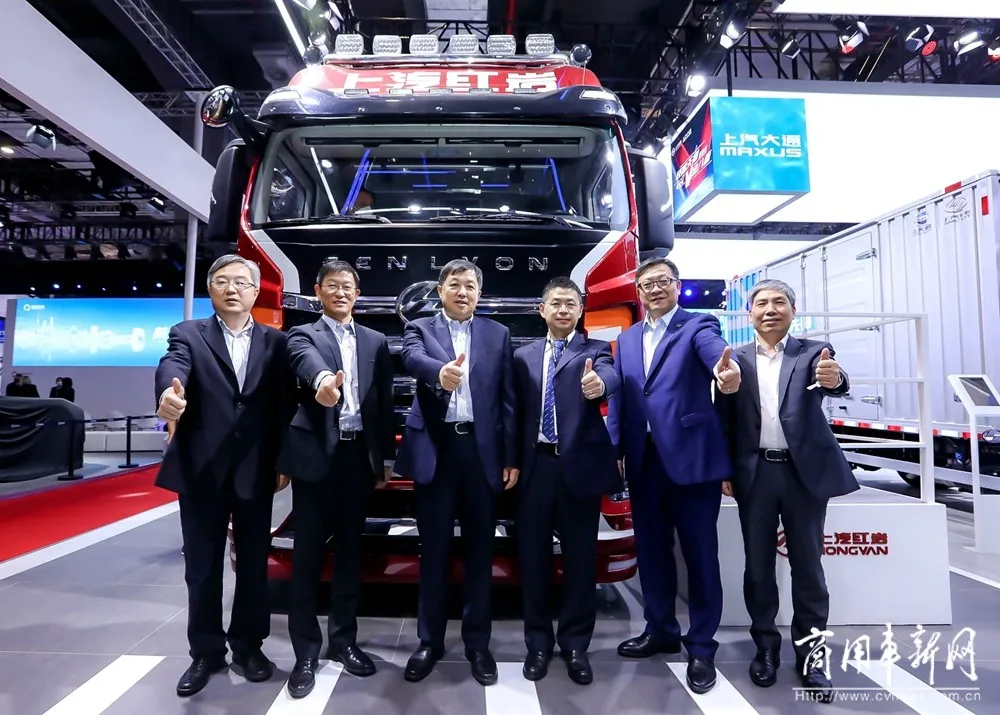 C-bit smart heavy truck debut!SAIC Hongyan uses software to define ...