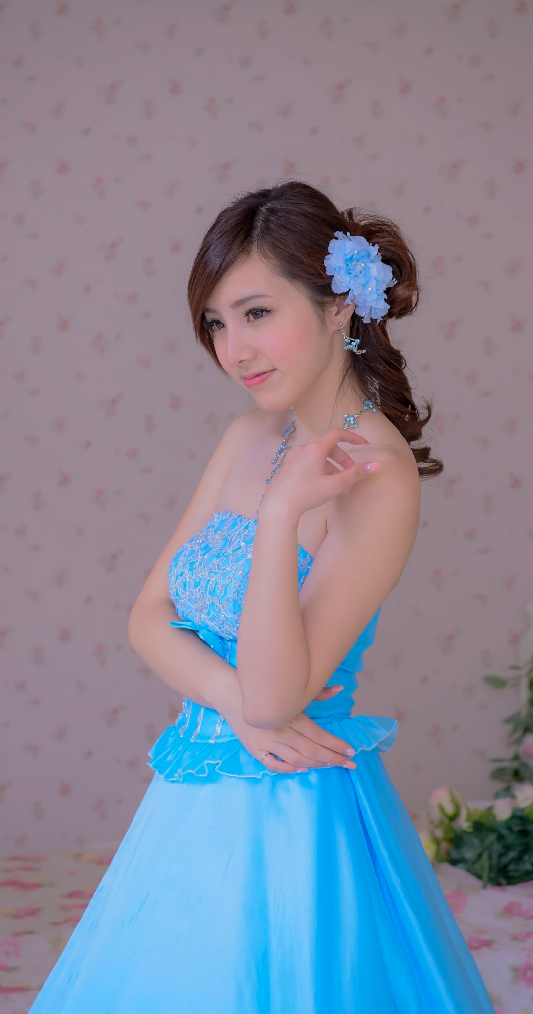 This is a beautiful bride!Taiwan beauty Chen Siying's blue wedding ...