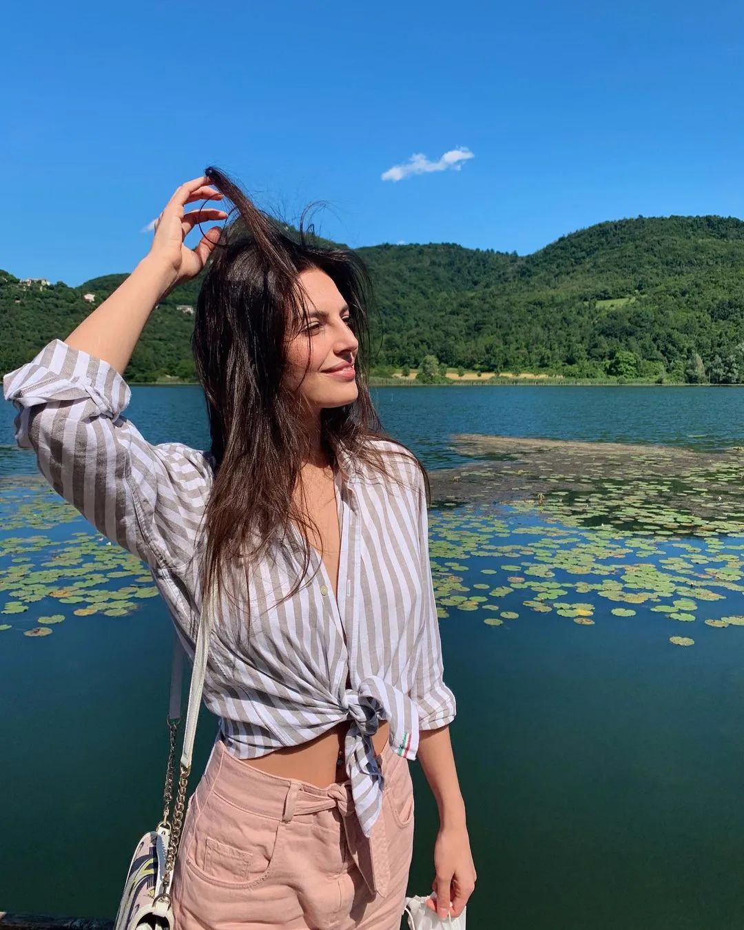 Alba Vejseli: Albanian black silk high-heeled beauty with deep and cold ...