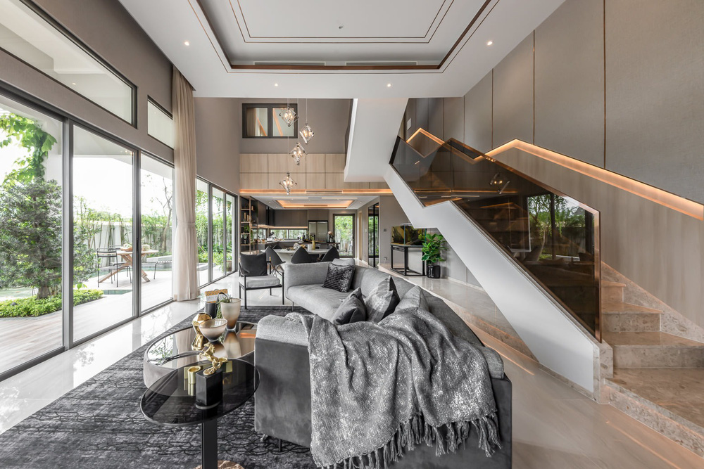 The villa with an actual area of 260 square meters, the decoration is ...