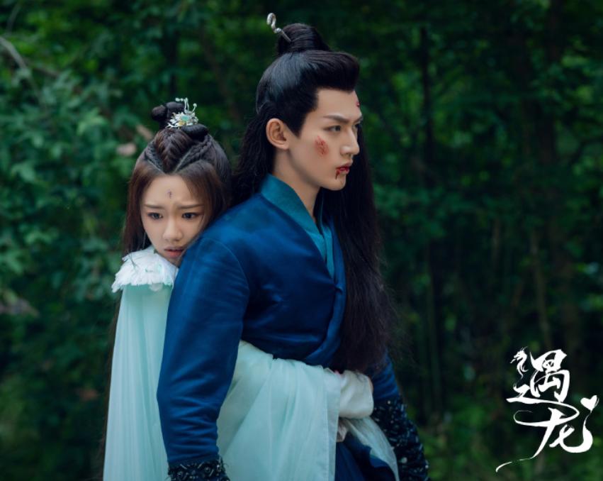 Deng Wei has accumulated rich and thin hair, and played a triangle in ...