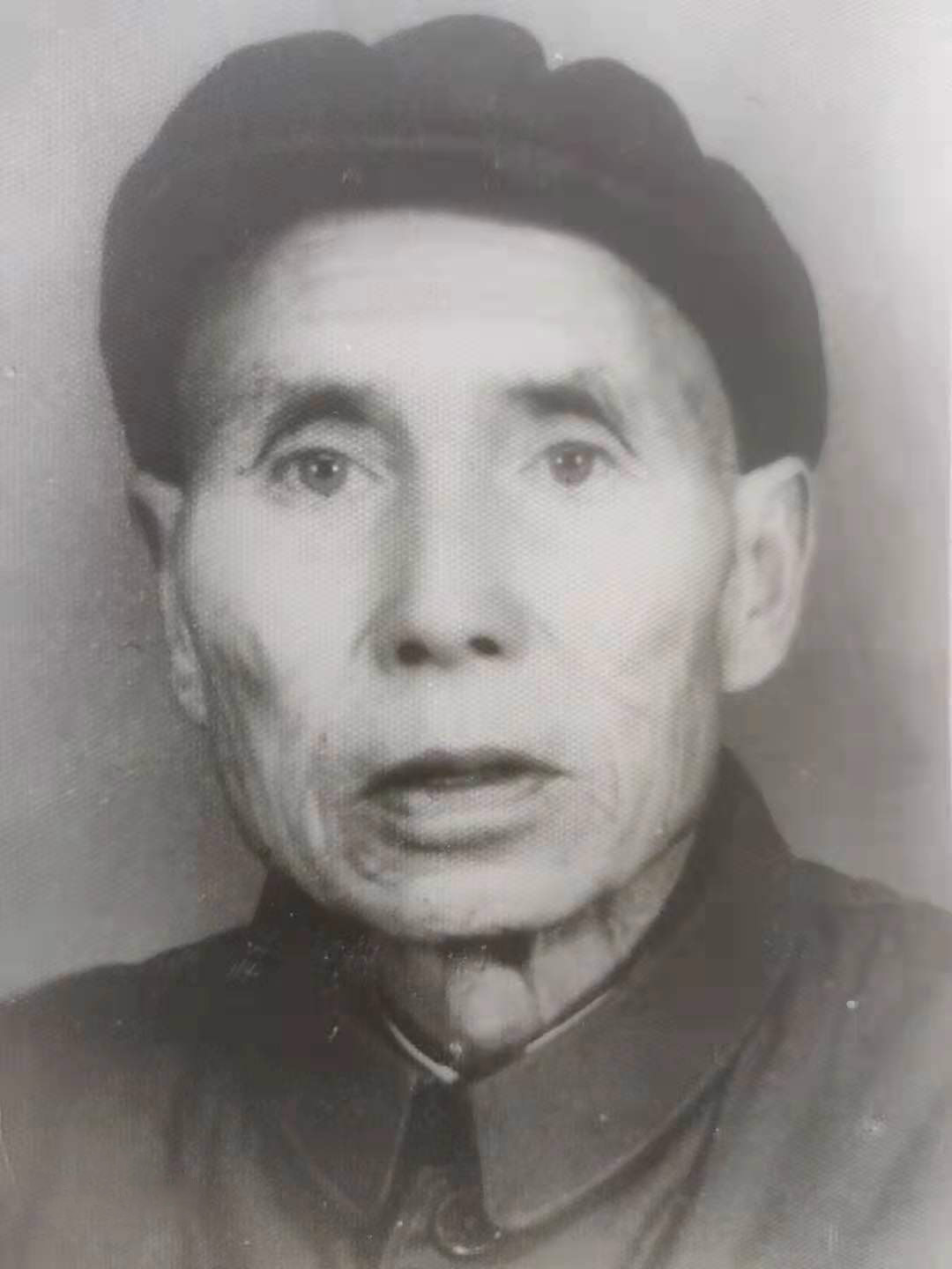 In 1931, the Kuomintang Lieutenant General was captured by the Red Army ...