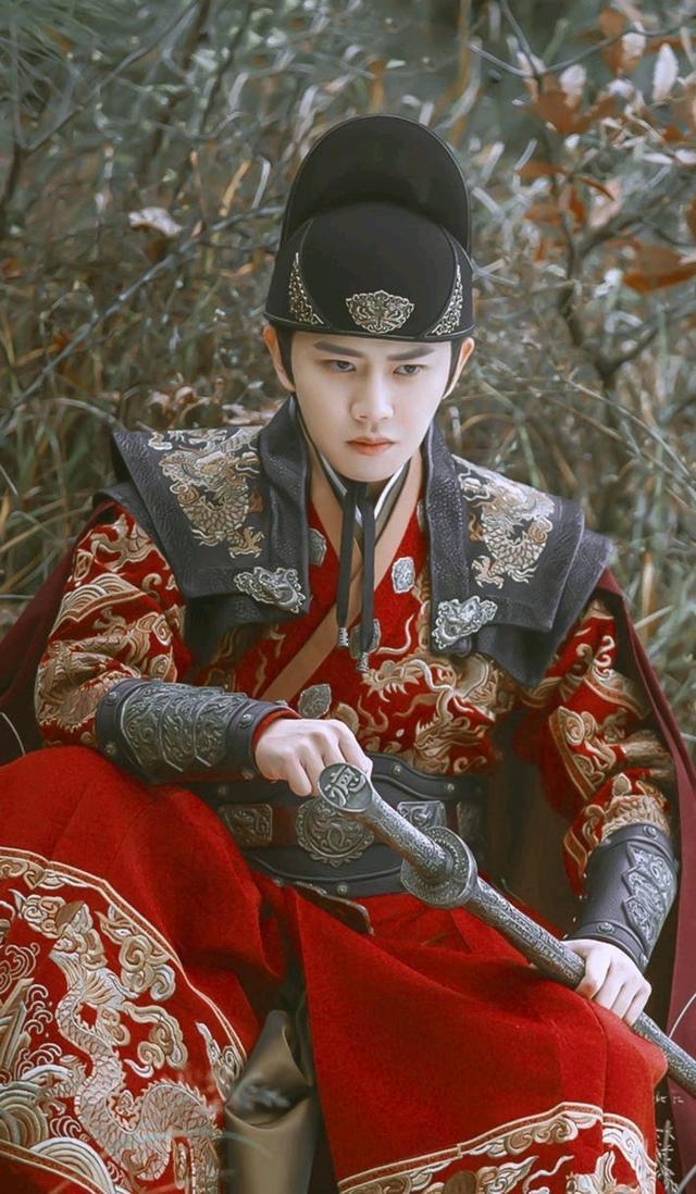 "Under the Jinyi" into the pit too deep, Ren Jialun's eyes are too ...