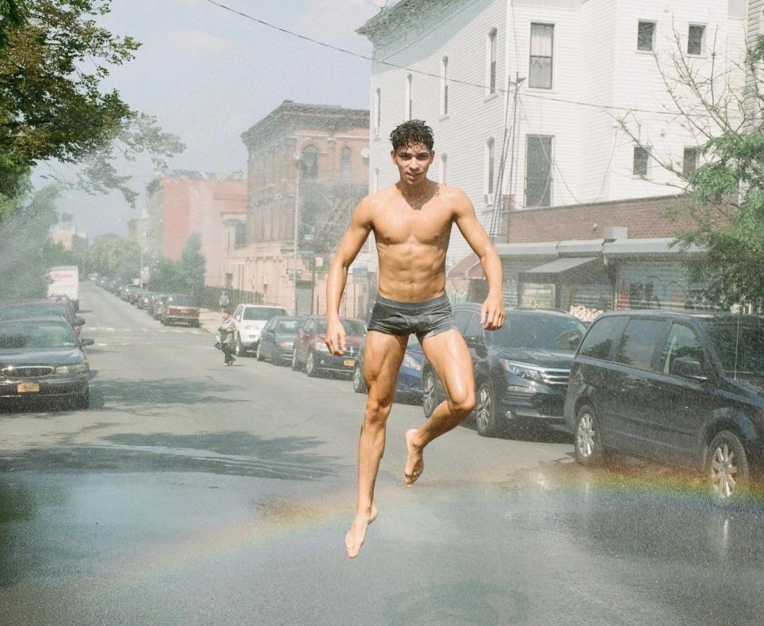 American actor Isaac Powell has become the newest star face of CALVIN ...