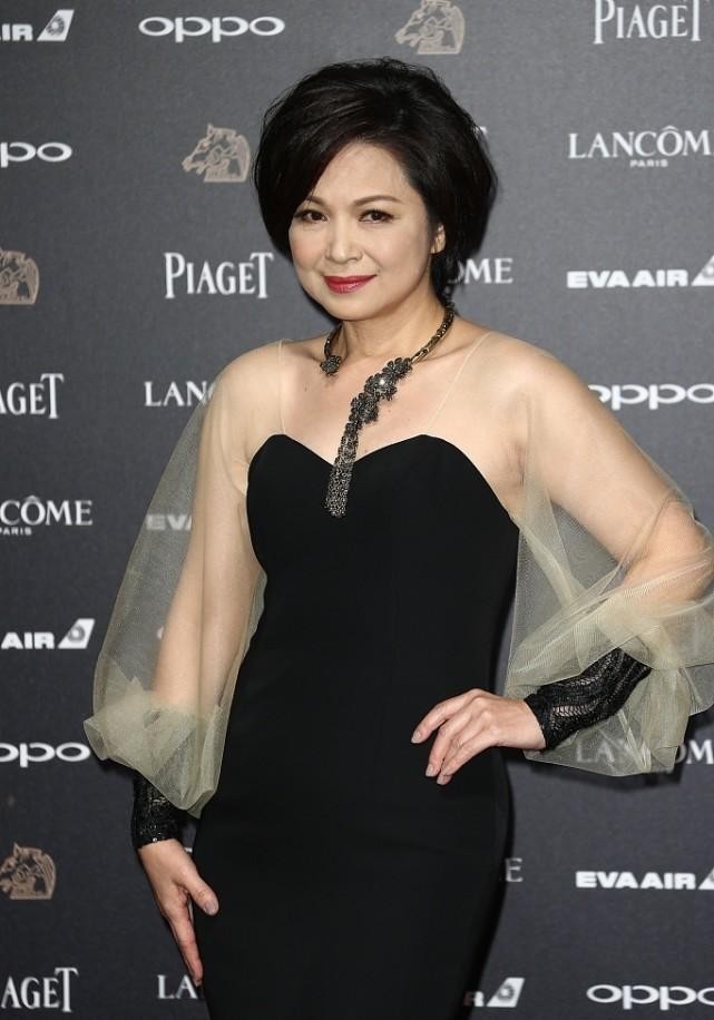 Yang Guimei is 62 years old, but she is still not low-key in her ...