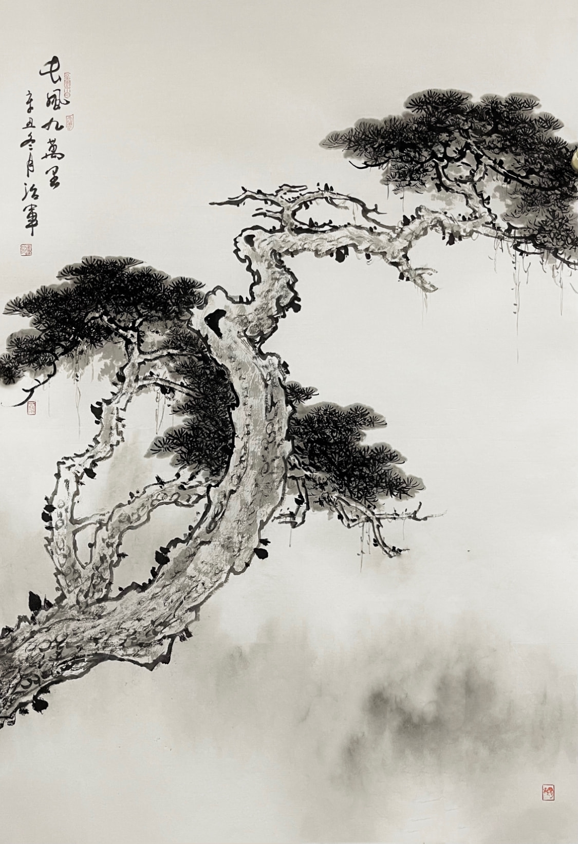 Famous painter Tong Zhijun painted pine - iMedia