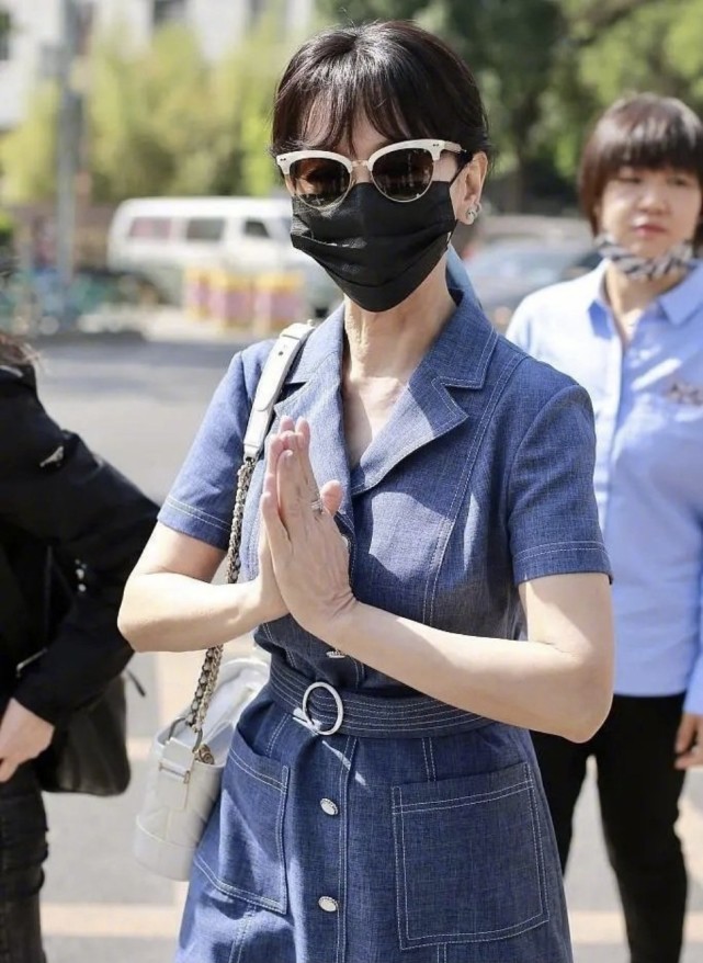 67-year-old Zhao Yazhi does not retire, participates in the rehearsal ...