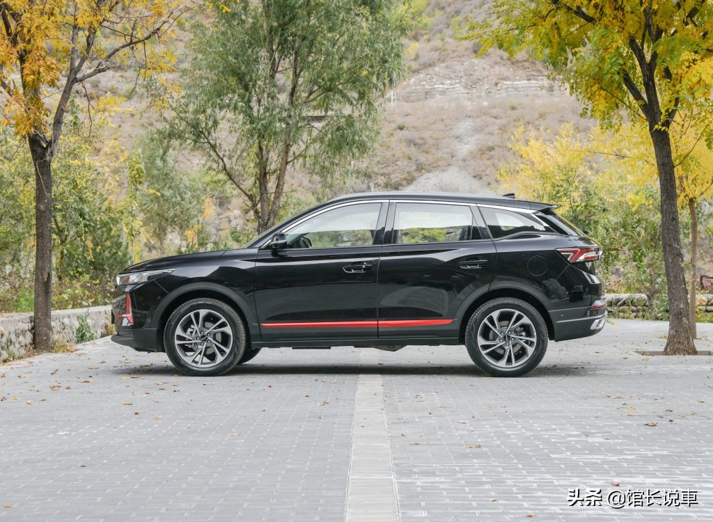 With BMW 1.6T + 6AT + CRV chassis, Dongfeng Fengshen AX7 is worth buying? - iNEWS