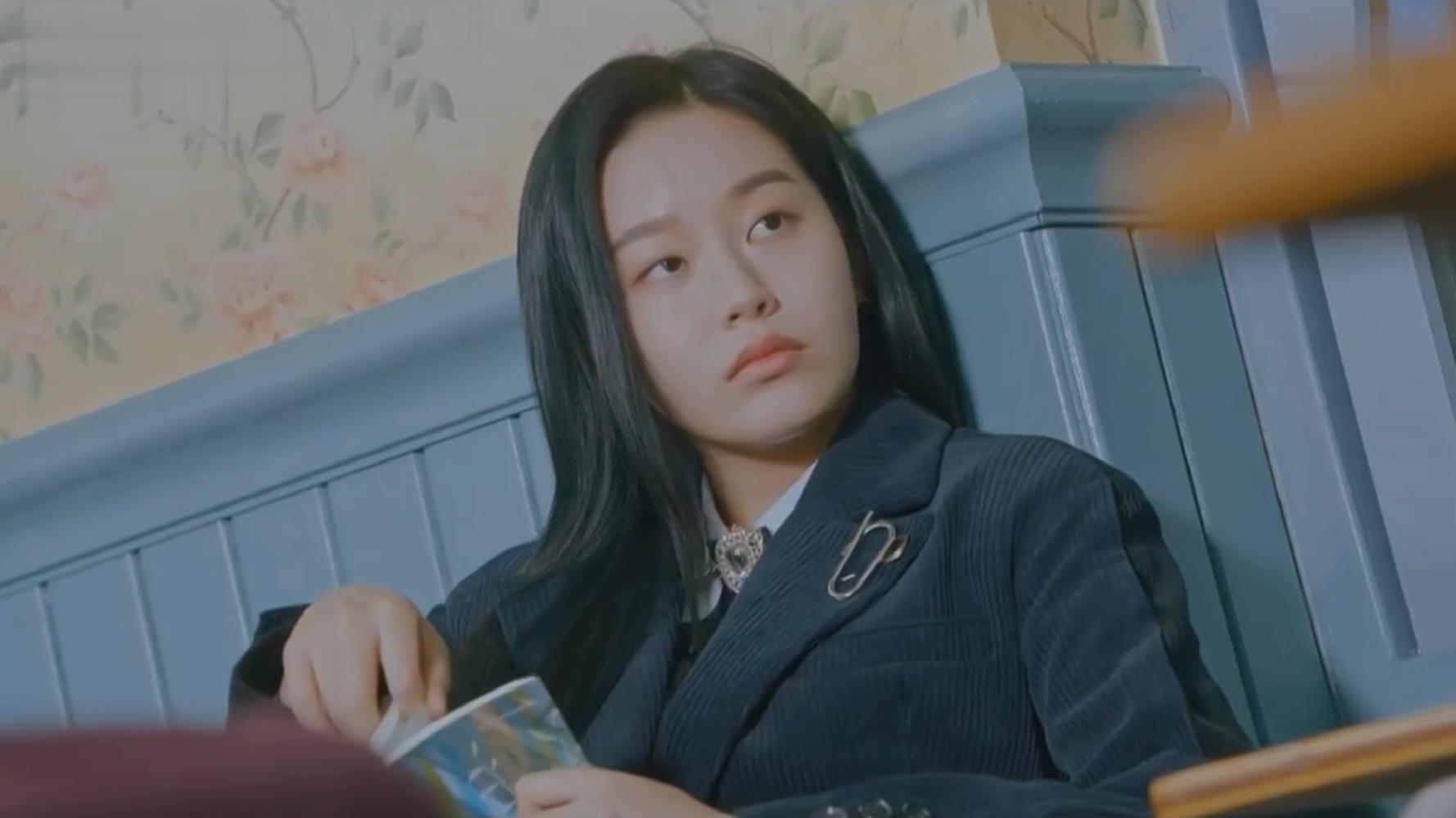 "Goddess Advent" Episode 12: Xiuhao comforts Zhou Jing, whether you put on makeup or not, I like ...