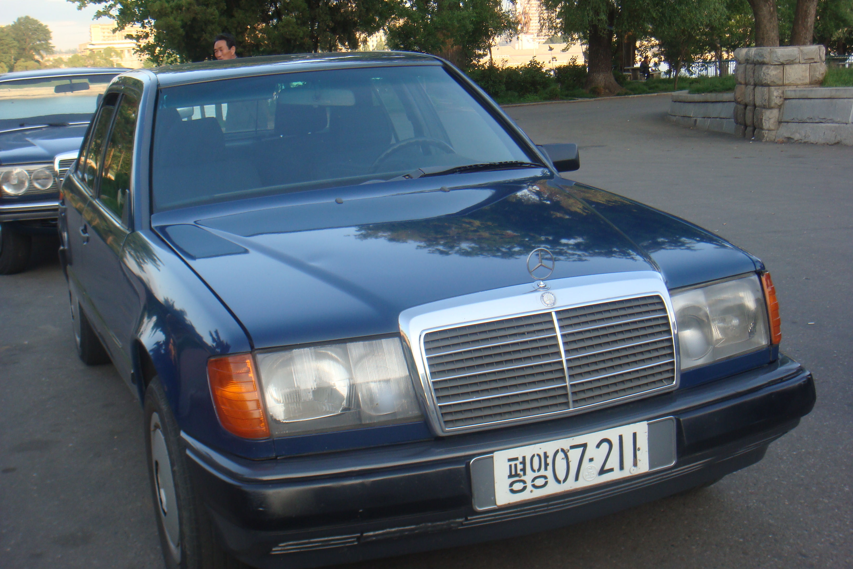 North Korea Watch, what classic cars can you see on the streets of ...