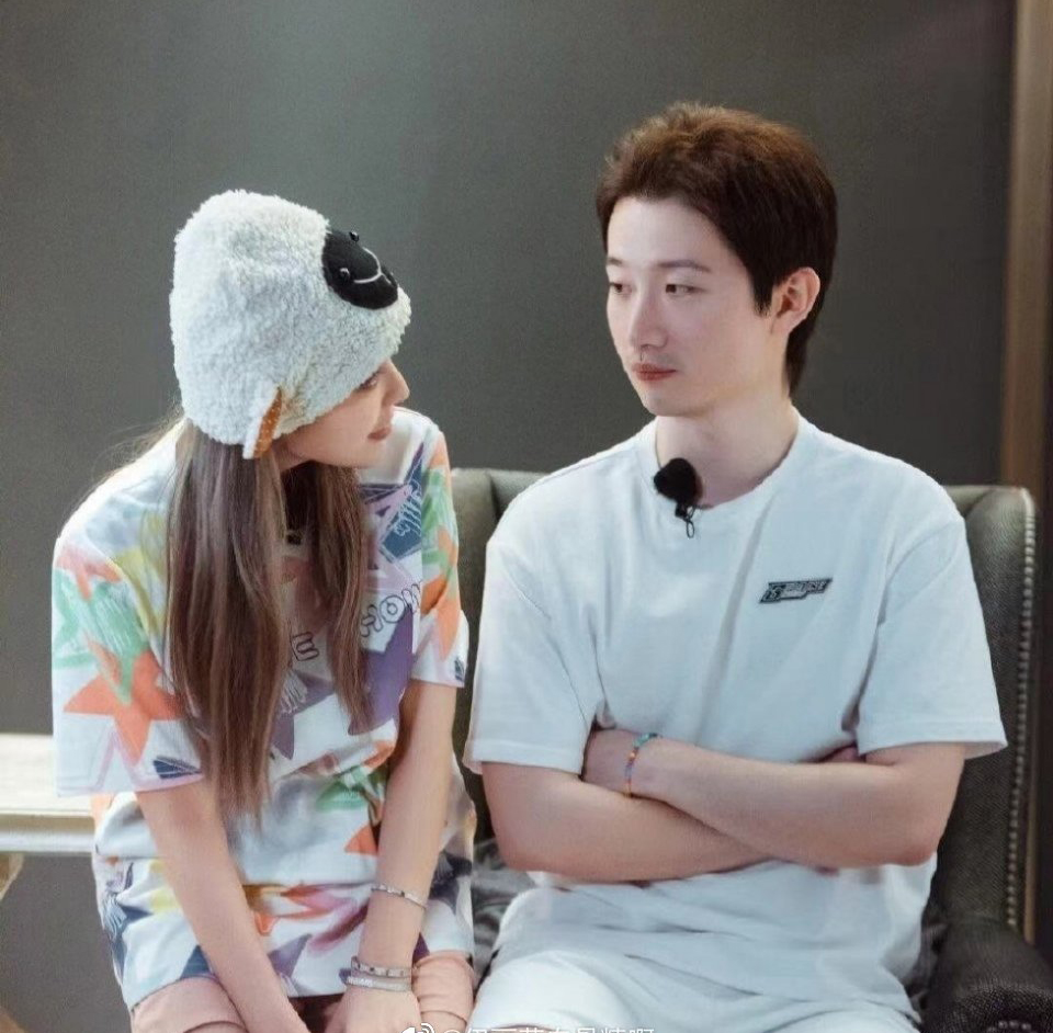 Really broke up?Luo Hao was again photographed dating another girl, but his current girlfriend ...