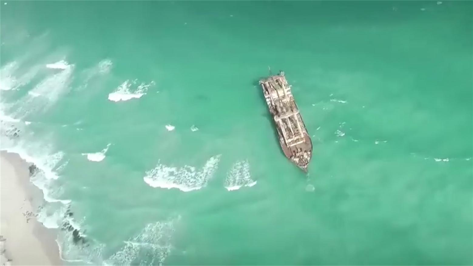 The most embarrassing robbery by Somali pirates: holding a cargo ship ...