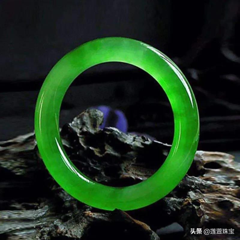 The history and collection value of jade - iNEWS