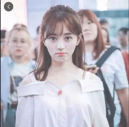 Ju Jingyi's new play "Hua Rong" starts, and it's time to test "Ju Xue ...