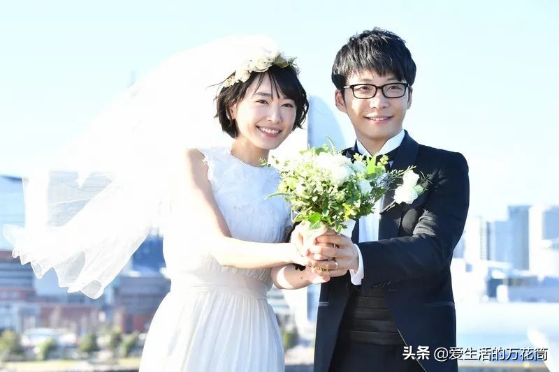 Because of the drama!On-screen couples become real couples?!It turns ...
