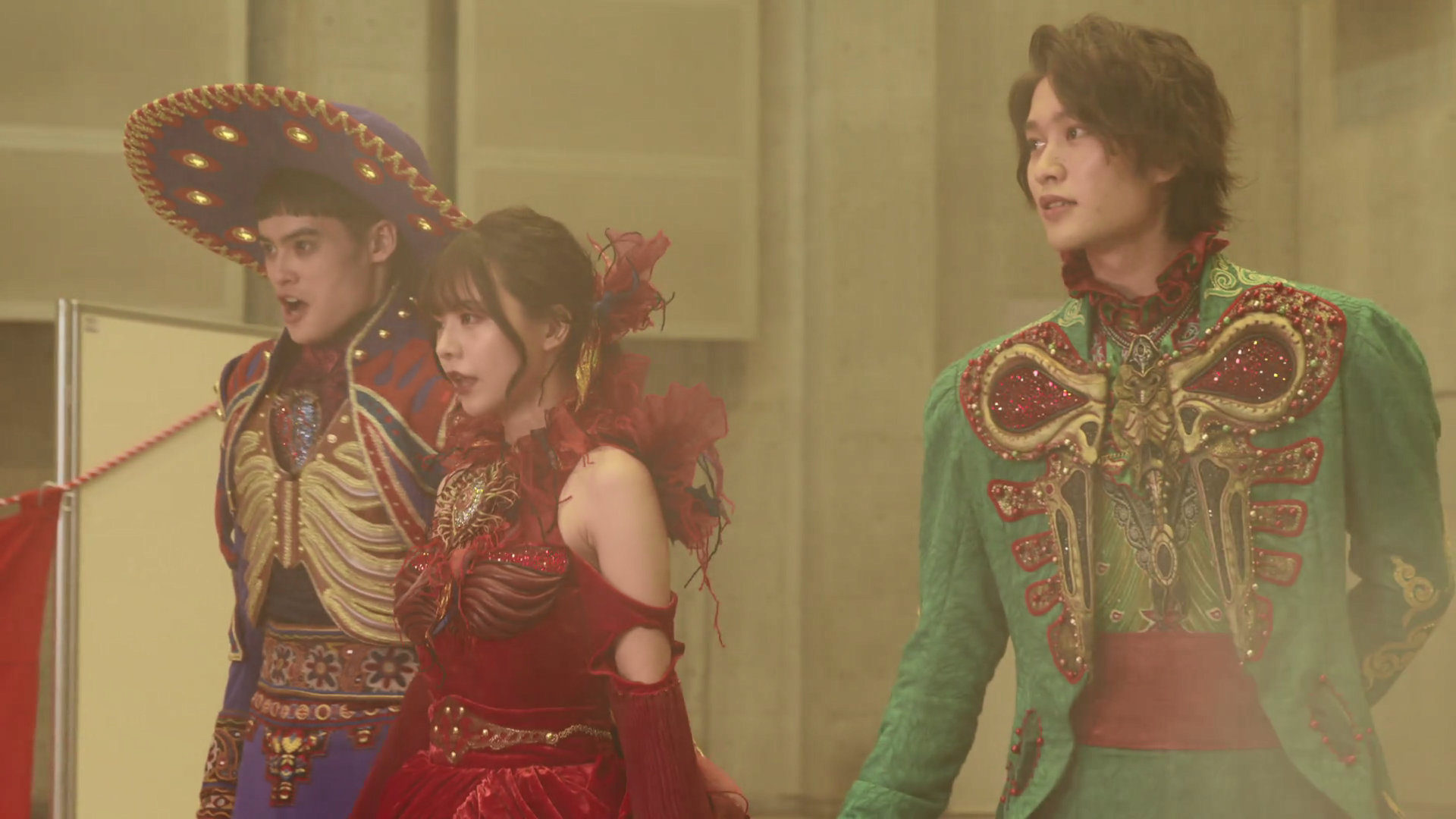 The villain is so charming and cute!The Japanese Kamen Rider started ...