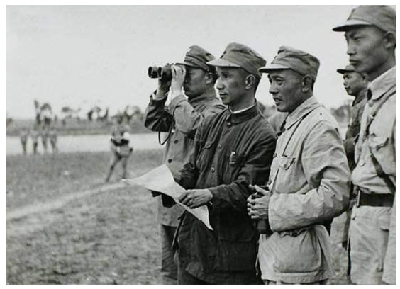 He played Su Yu in the movie "The Great Battle" and was "captured" by ...