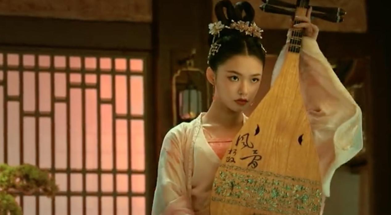 In the Menghualu finale special, the fairy sister Liu Yifei was pushed into the water tank too ...