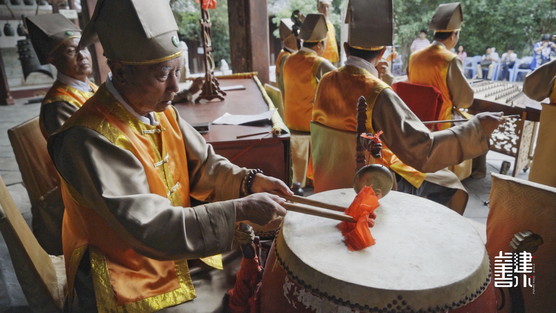 Meditation before knowing Dongjing music - iNEWS