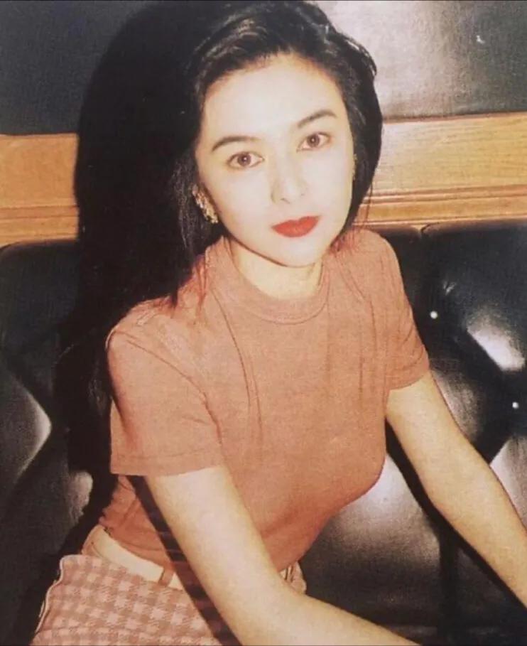 Guan Zhilin, once known as Hong Kong's first goddess, was ruined on ...