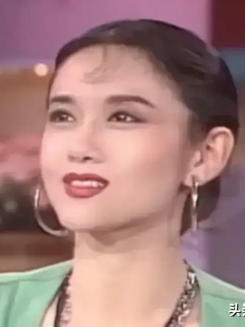 Yang Liping was so beautiful when she was young - iNEWS