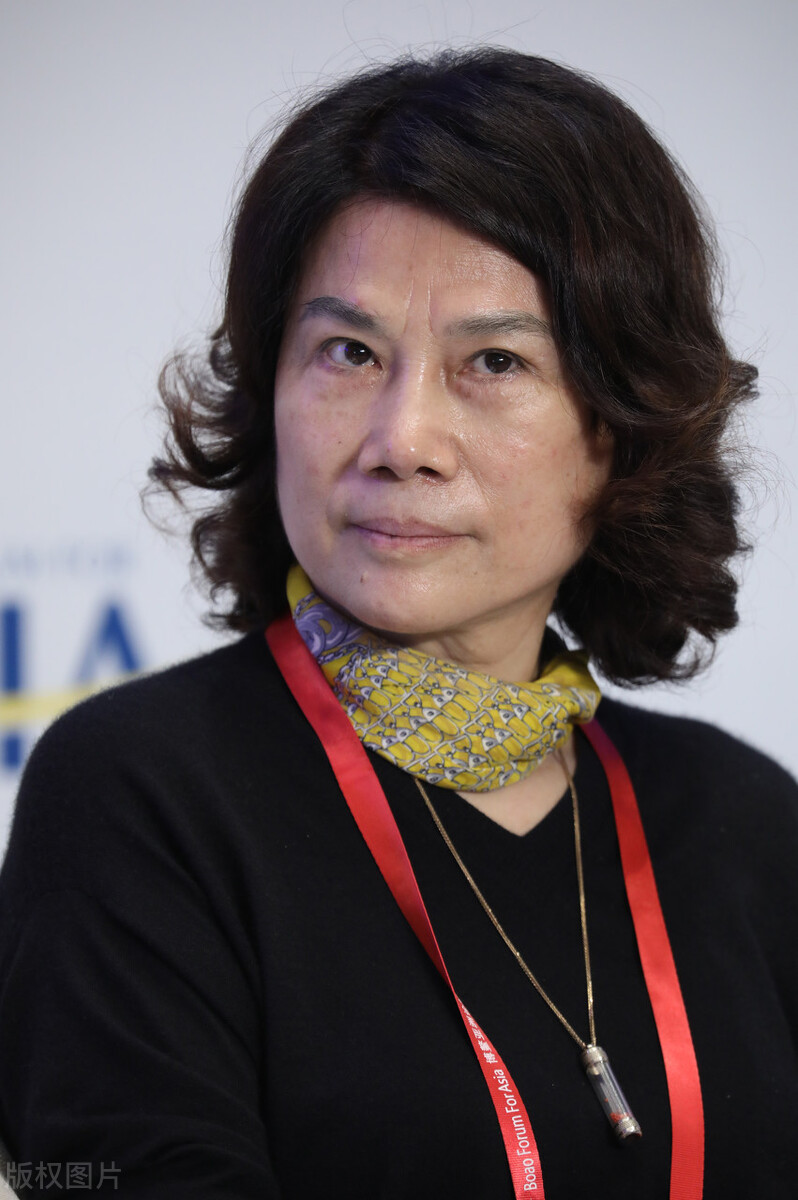 The legend of the business queen "Dong Mingzhu" - iNEWS