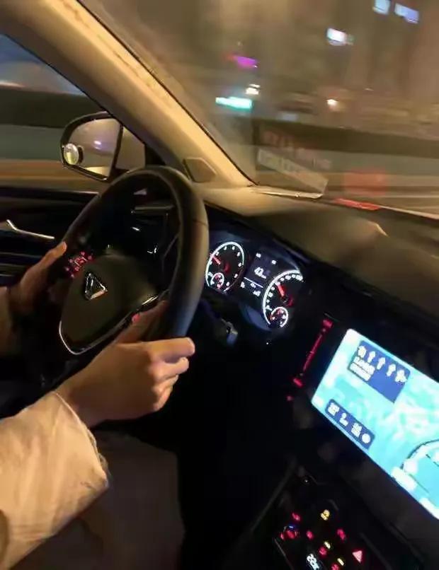 FAW-Volkswagen Jetta VS5 - iMedia