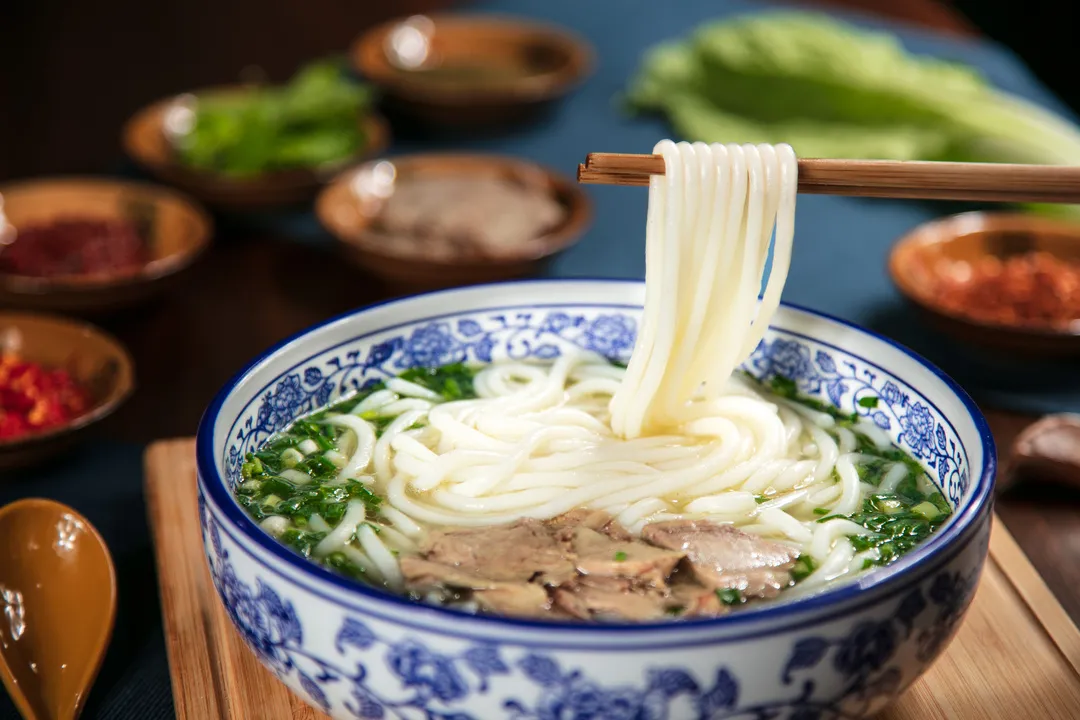 Salt-side mutton rice noodles: Ruoshan Ruoshui mutton fragrant, a bowl ...