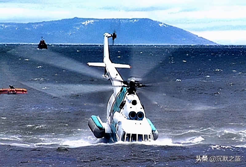 The world's largest amphibious helicopter Mi-14 can carry nuclear bombs ...