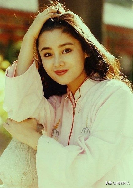 Gong Li's swimsuit photos were exposed 30 years ago. At that time, the ...