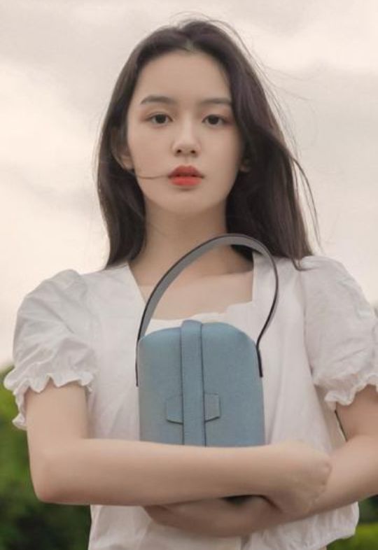 Entertainment News: Yang Yang, Deng Lun, Deng Chao, Yang Ying, Zhou Yutong, Zhang Zifeng, Zhou ...