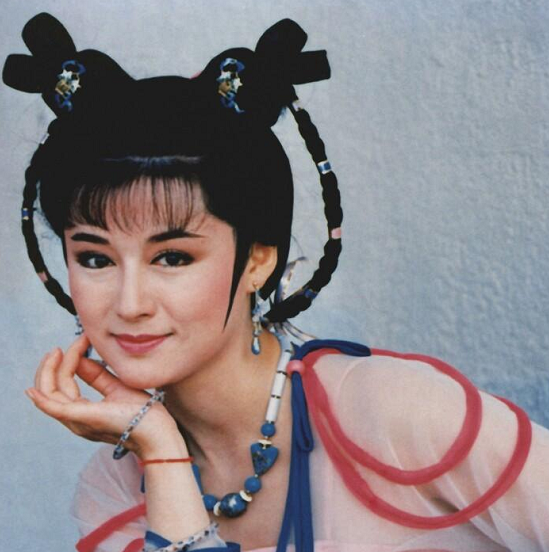 Also a 40-year-old acting girl, Pan Yingzi's Wu Zetian is very ...