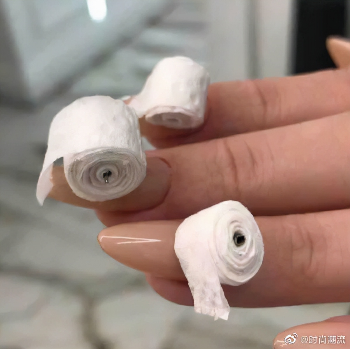 In those years, those weird nail art series - iNEWS