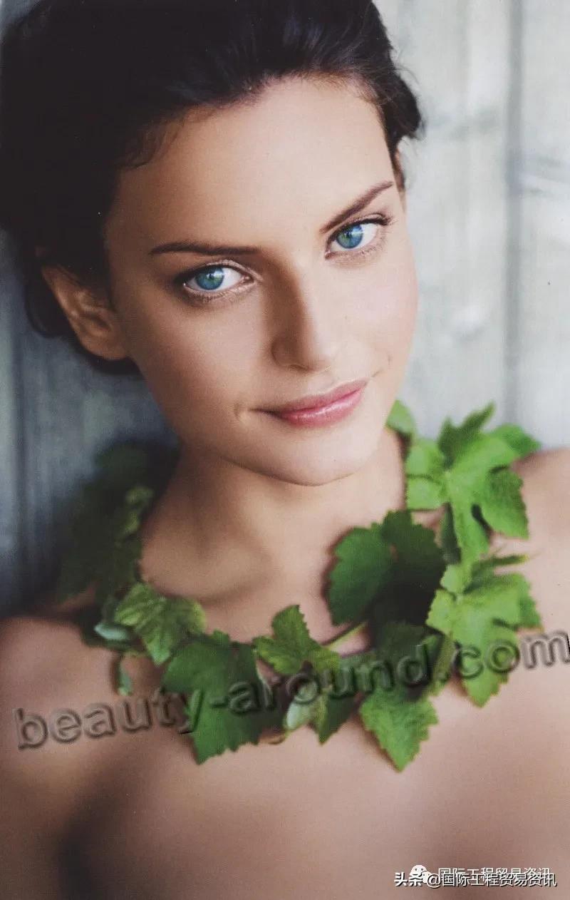 "Entertainment Stars" Top 15 Hungarian beauties in 2021 - iMedia