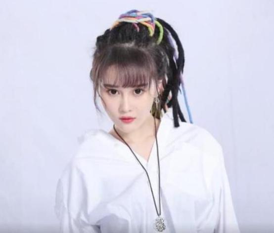 The live broadcast of the ball and ball reveals his new boyfriend, and his master's degree makes ...