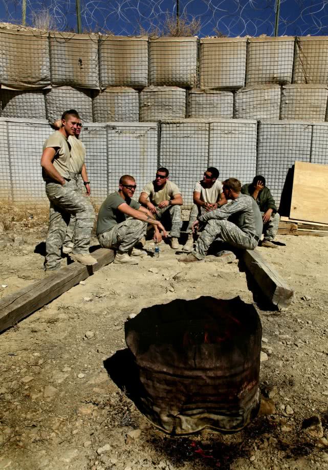 Why do the military of various countries "burn shit"?Soldier: This is ...