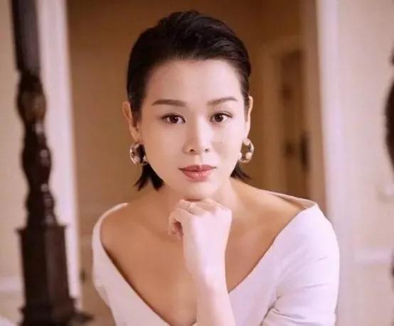 Unexpectedly, the original TVB "silly girl" Hu Xing'er is already the ...