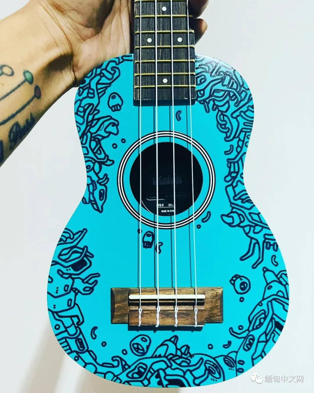 After the famous Burmese singer broke the world record, his parents ...