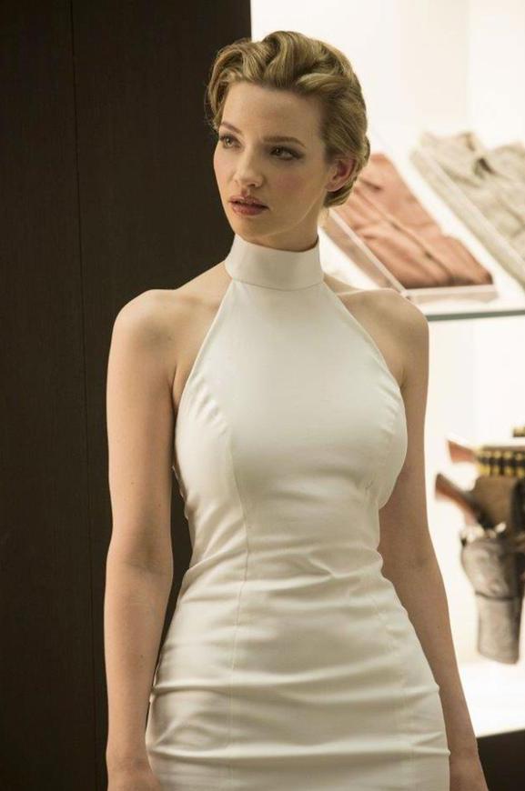 The little wife of the president of Tesla is also the sexiest PhD in ...
