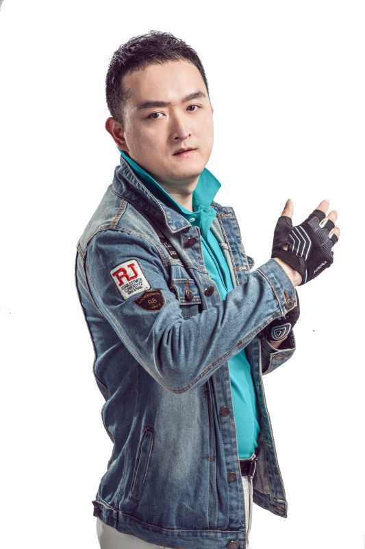 The King of Fighters: Please forgive Cheng Long - iNEWS