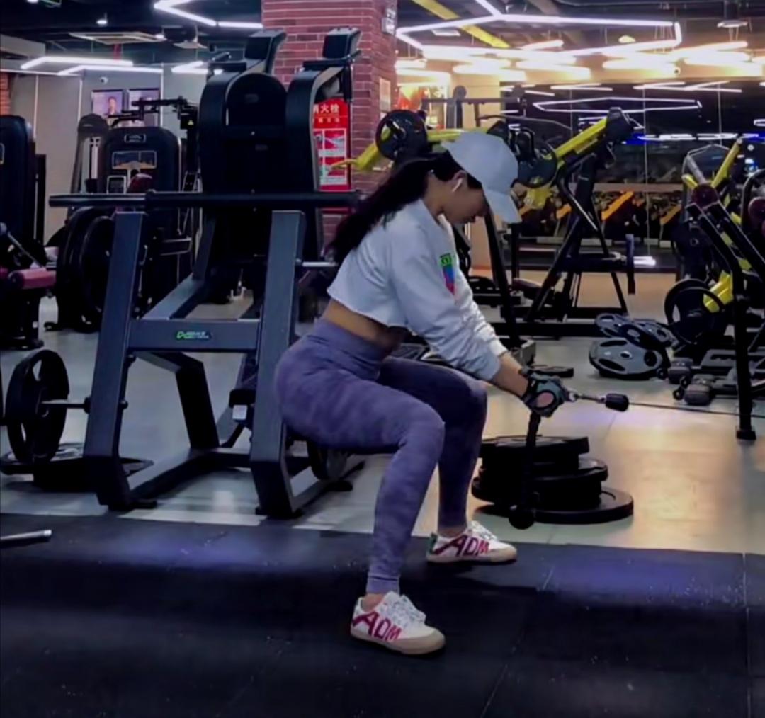 Fitness instructor Allison Lloyd: Make all women beautiful!4 actions to ...