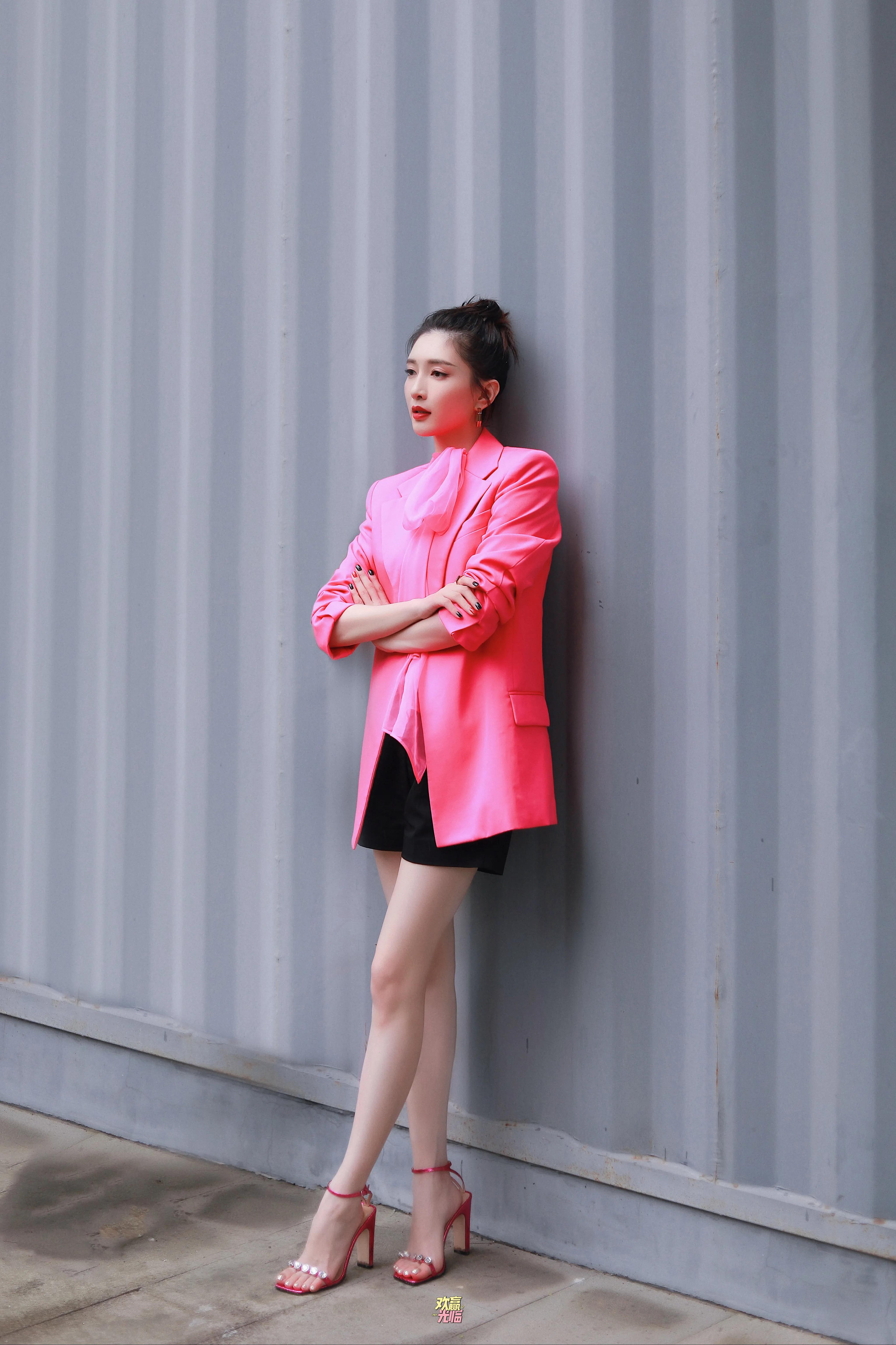 Star beauties: Jiang Shuying, Chen Shu, Xu Dongdong - iNEWS