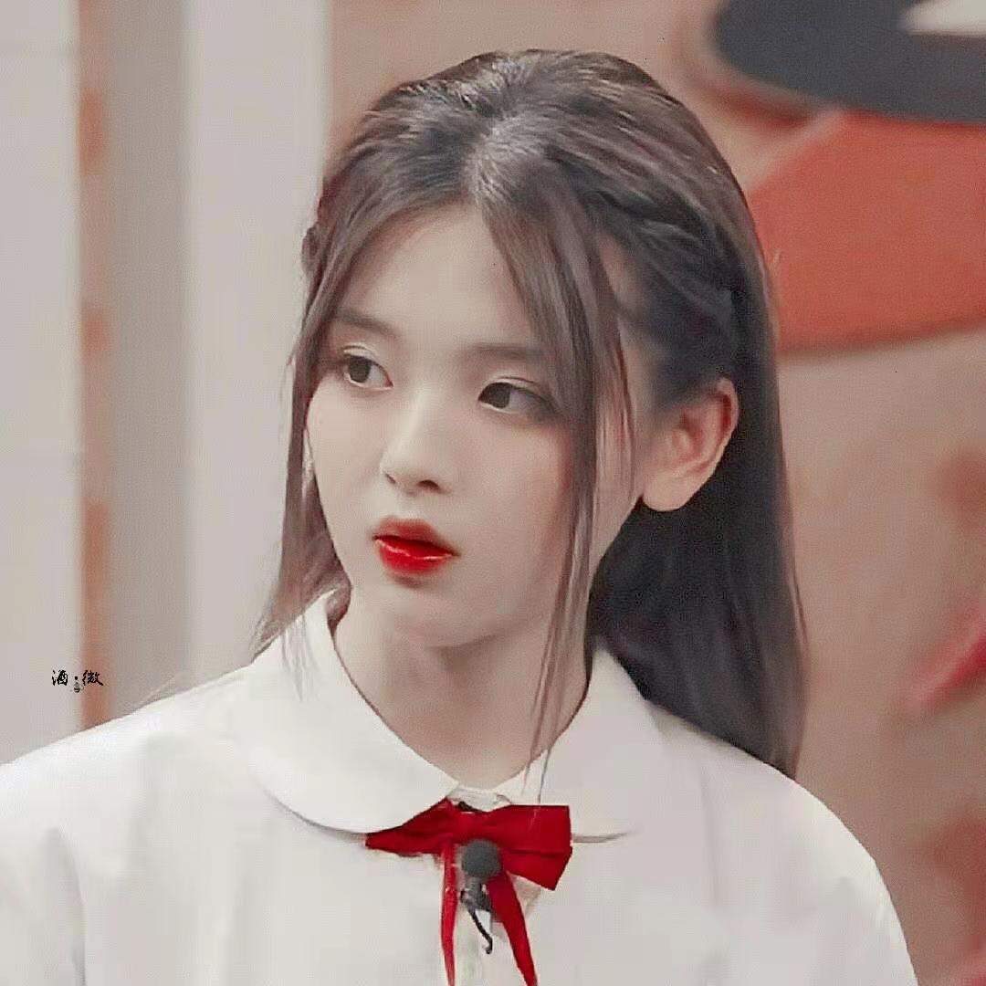 There is a kind of "overdeveloped" called Cheng Xiao, long legs and ...