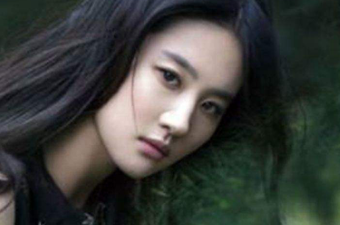 Take a look at the top ten post-85 female celebrities whose attention ...